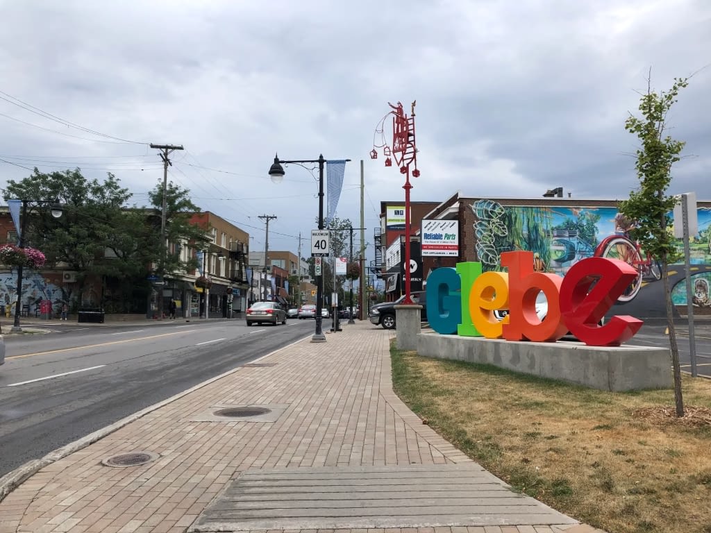 Neighbourhood Highlight: The Glebe North | Barb & Carole Real Estate Team